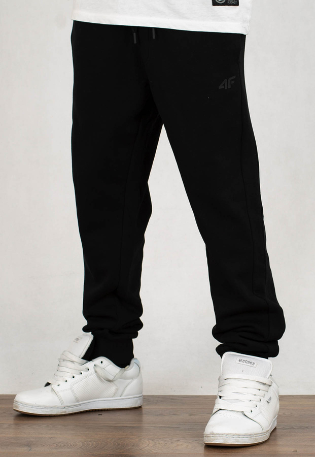 Dresy 4F SPMD351 2022 czarne - MEMBRANA.PL