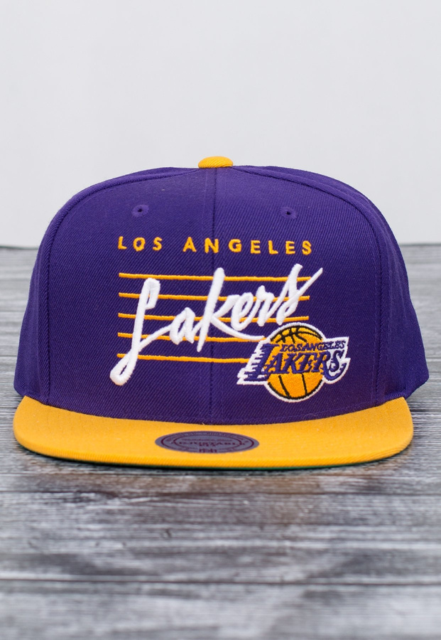 Snap Mitchell & Ness NBA Cursive Csript Logo LA Lakers fioletowo żółty ...
