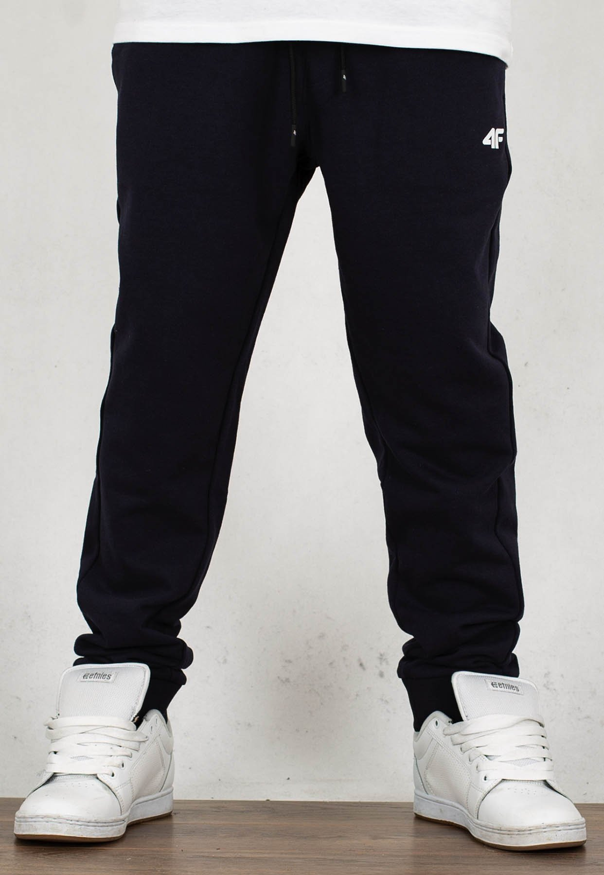 Dresy 4F SPMD001 granatowe - MEMBRANA.PL